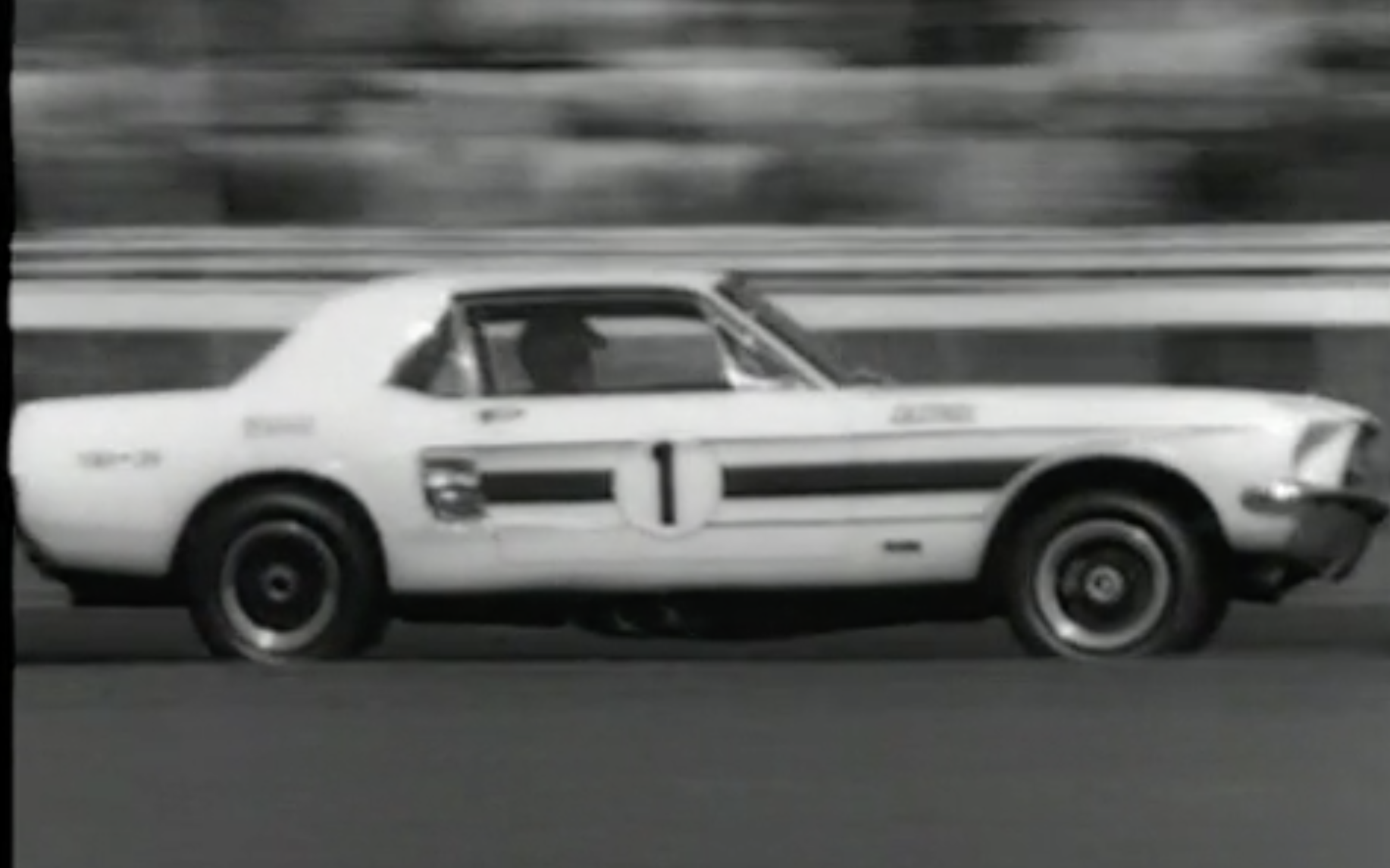 V8 muscle at Warwick Farm: Ian Geoghegan's '68 ATCC win • Australian ...