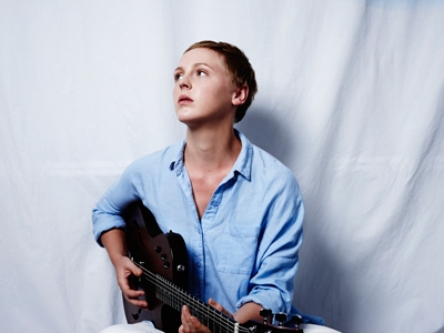 tunesday - laura marling interview and giveaway • music • frankie ...