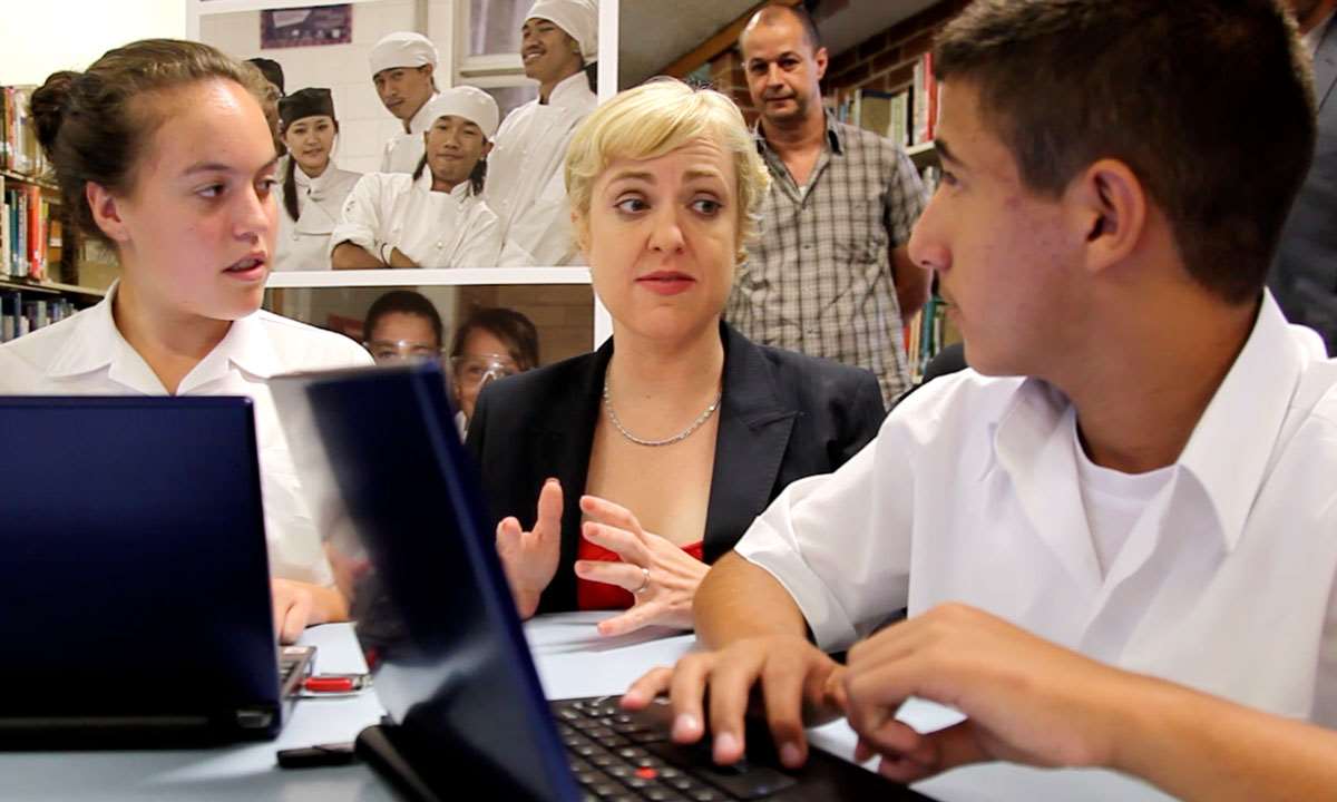 Photos: Kogarah High School gets Lenovo netbooks - iTnews