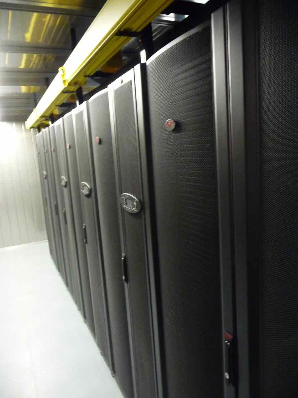 Inside Datapod's container data centres - iTnews