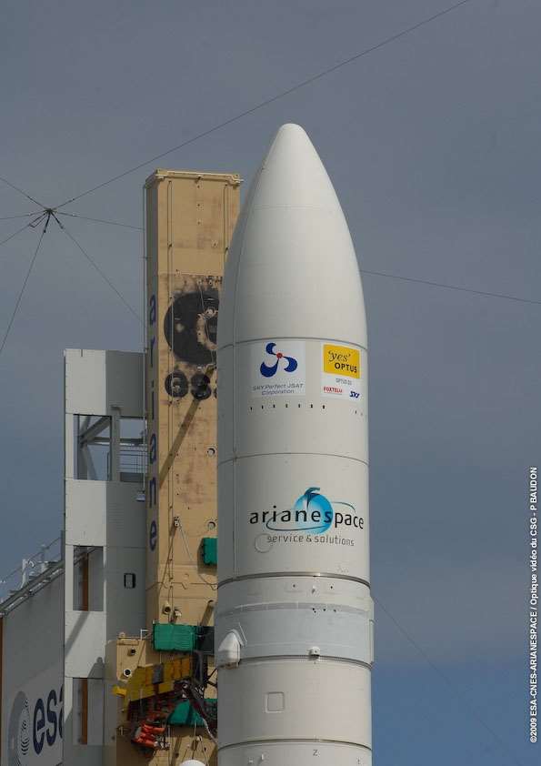 Photos: Optus D3 satellite blasted into orbit - iTnews