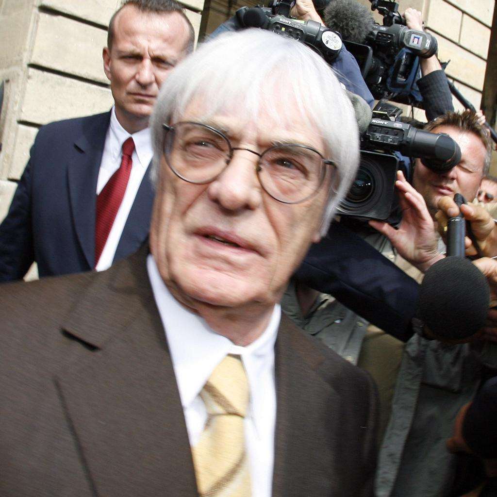 Arsenal Buy Interests Bernie - FTBL | The home of football in Australia