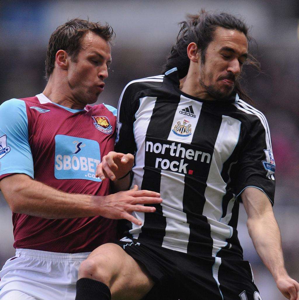 Lucas Will Stay A Hammer - FTBL | The home of football in Australia