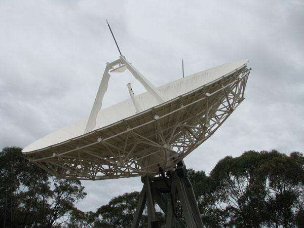 Photos: Driving satellites at Optus' Earth station - iTnews