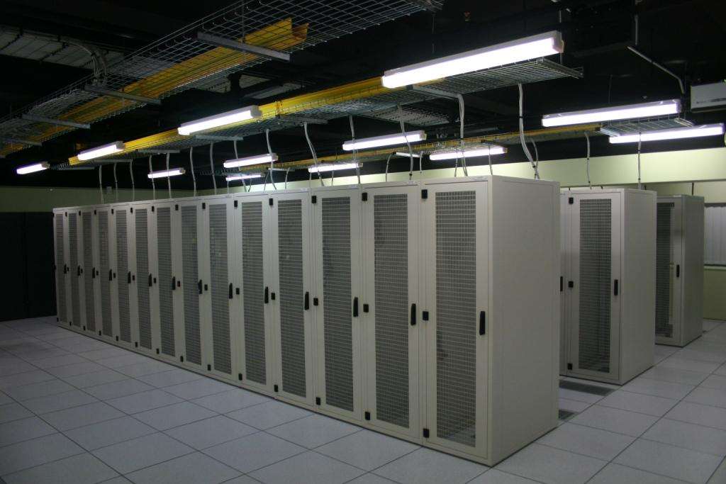 TransACT unveils 100 Mbps fibre exchange - iTnews